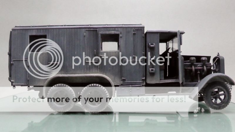 ICM Henschel 33D1 Kfz.72 Radio Truck Reveal - International Scale Modeller