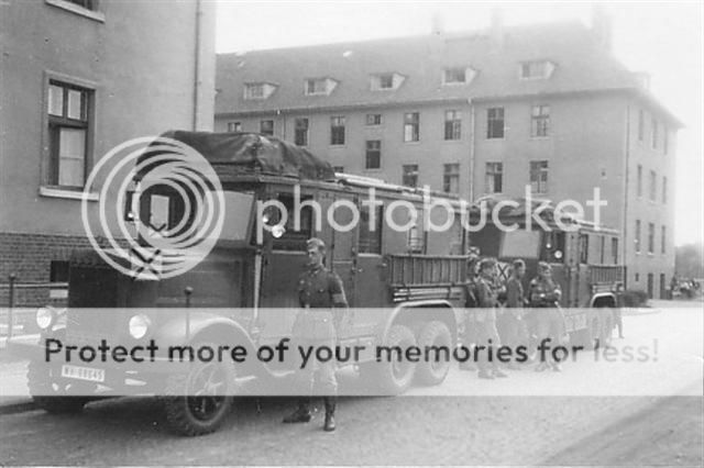 ICM 1/35 Henschel 33D1 Kfz.72 Radio Comms Truck UPDATE - International ...